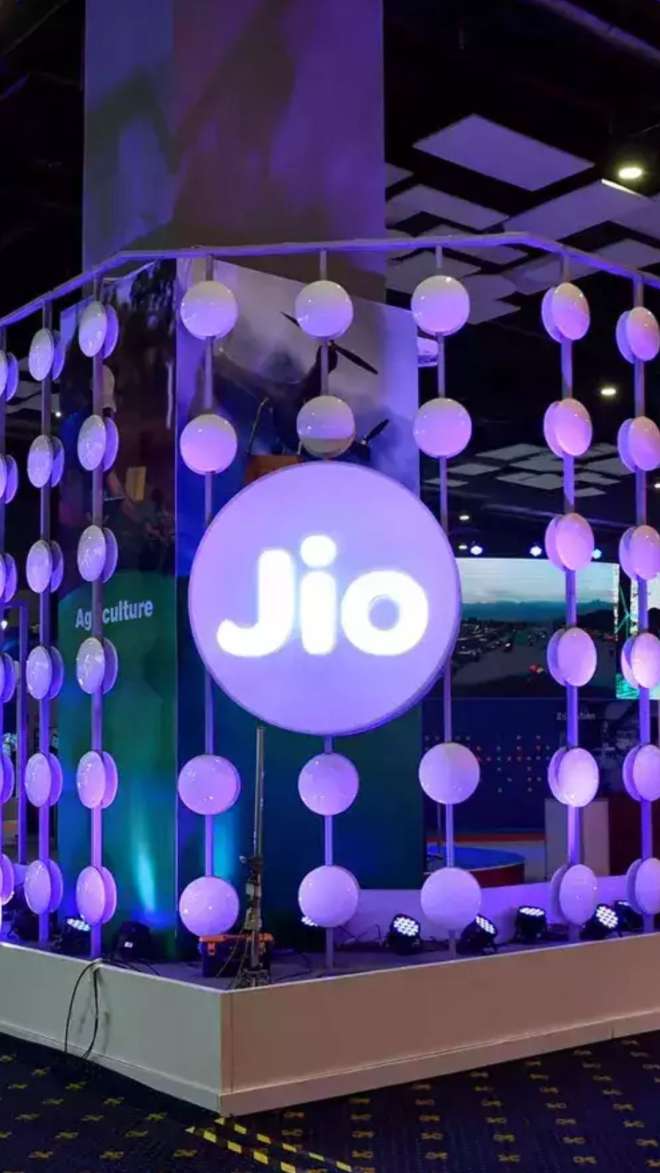 Jio का 90 दिन वाला सस्ता प्लान, कीमत है सिर्फ 100 रुपये - India TV Hindi