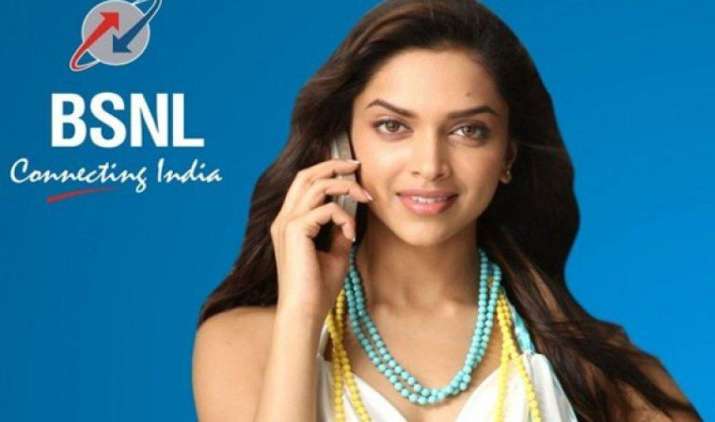 मात्र 74 रुपए में BSNL दे रही है अनलिमिटेड कॉलिंग का तोहफा - India TV Hindi