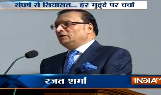 indiatv chairman rajat sharma interacts with students at iit kanpur ...